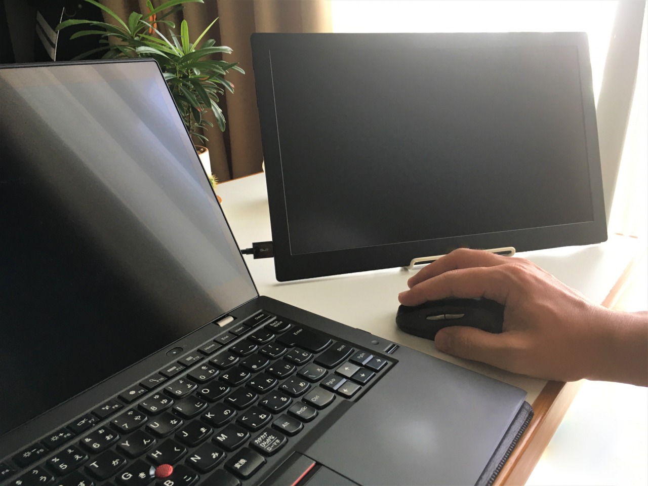 ディスプレイの映像出力に使う「DisplayPort」とは？覚えておきたい特徴とバージョンによる性能の違い｜@DIME アットダイム