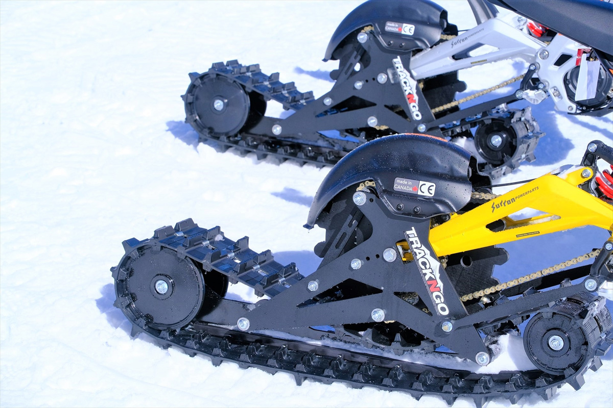 【カブガールが行く】駆け上がるような感覚がたまらない！新感覚の電動スノーバイク「e-SNOW BIKE」｜@DIME アットダイム