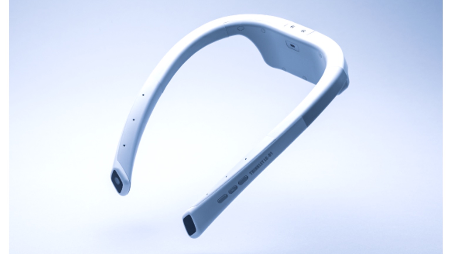 フェアリーデバイセズが5chマイクアレイ、超広角カメラ、LTE/Wi-Fi、OSを搭載した首掛け型ウェアラブルデバイス「THINKLET」を開発者向けに発売｜@DIME アットダイム