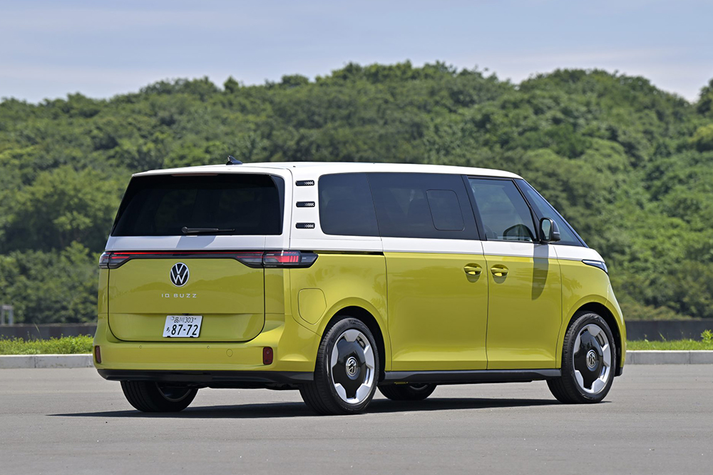 現代版ワーゲンバスが登場！3列シートのミニバンEV「ID. Buzz」の全貌｜@DIME アットダイム